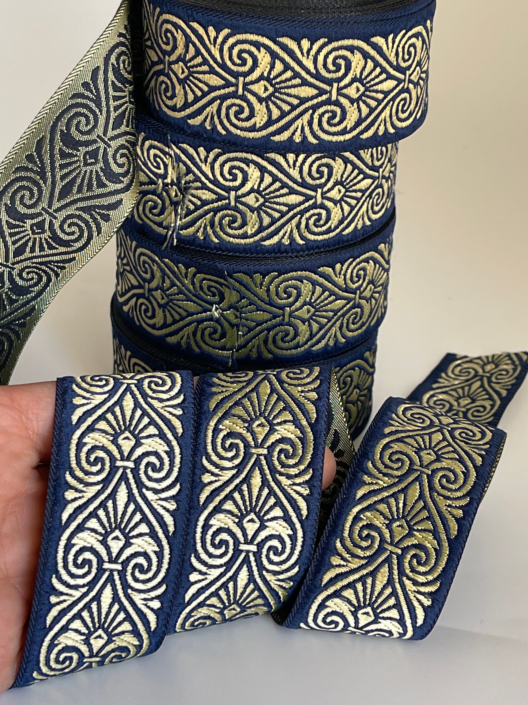 Medieval Braid 35 Mm Oriental Heart Embroidered Jacquard Ribbon ...