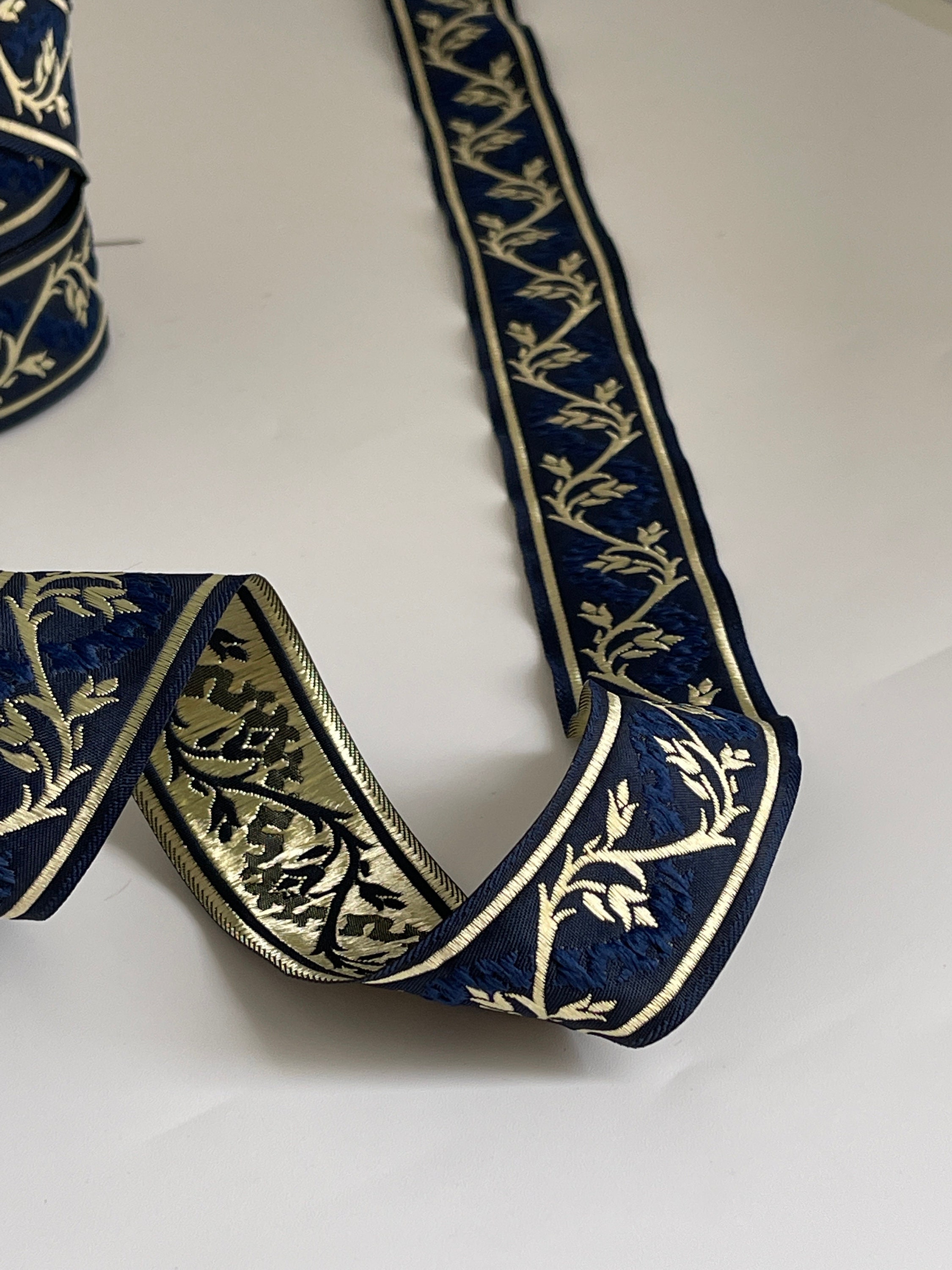 Jacquard Embroidered Braid 35 Mm Floral Stem Motif Braid Woven Ribbon ...