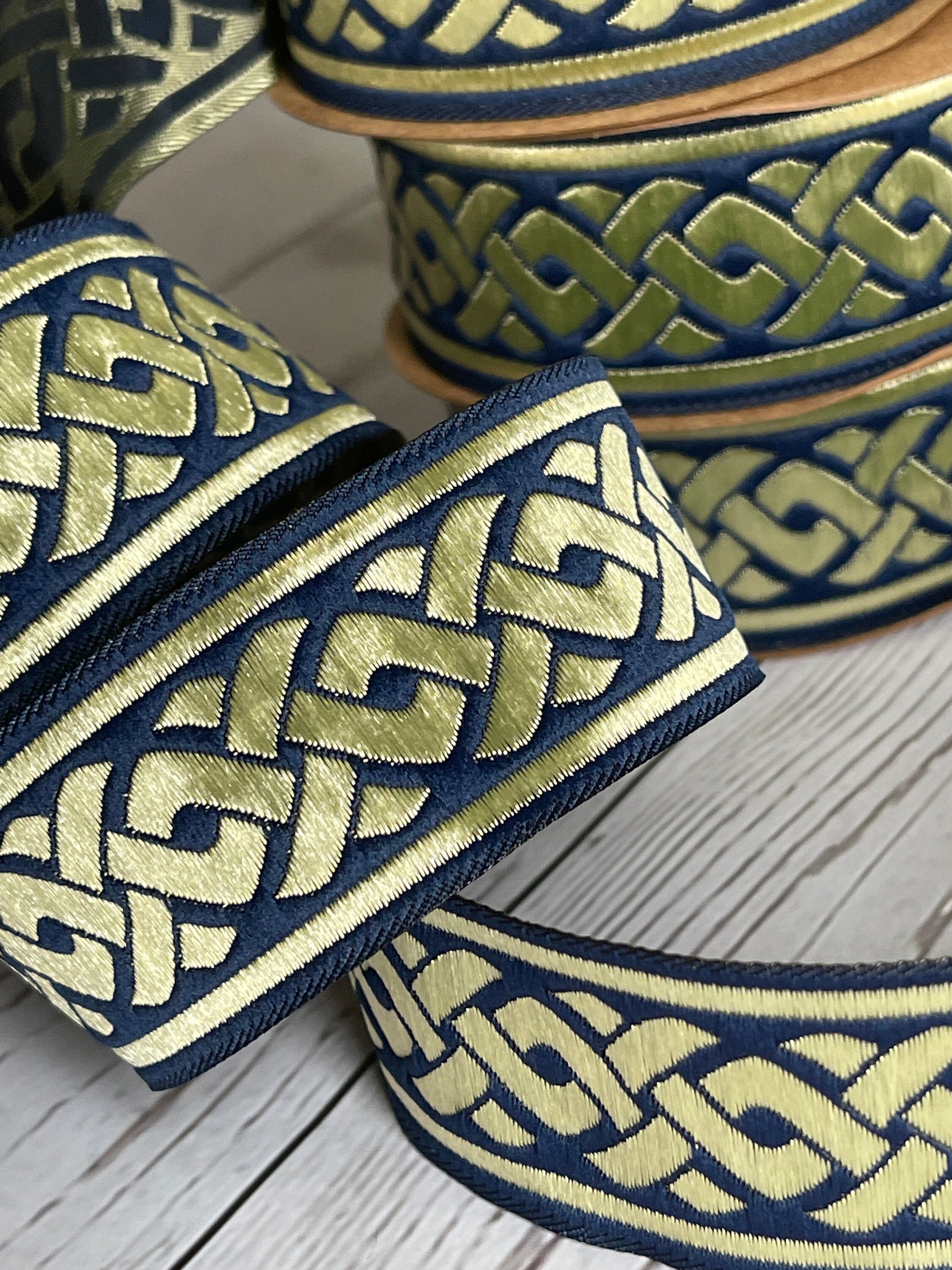 Blue and Gold Medieval Braid Medieval Braid Celtic Braid Pattern ...