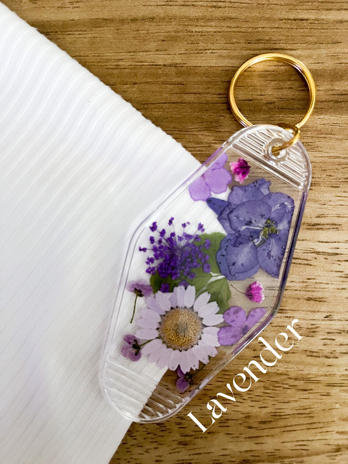Pressed Flower Retro Motel Keychain Custom Keychain - Etsy