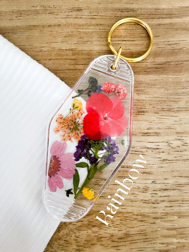 Pressed Flower Retro Motel Keychain Custom Keychain - Etsy