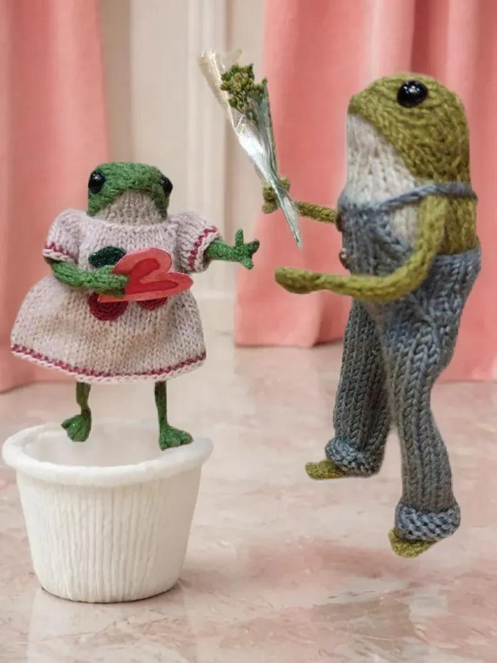 Knitted Frog, Mr&mrs Frog, Amigurumi Frog and Toad, Frog Plush With Hat ...