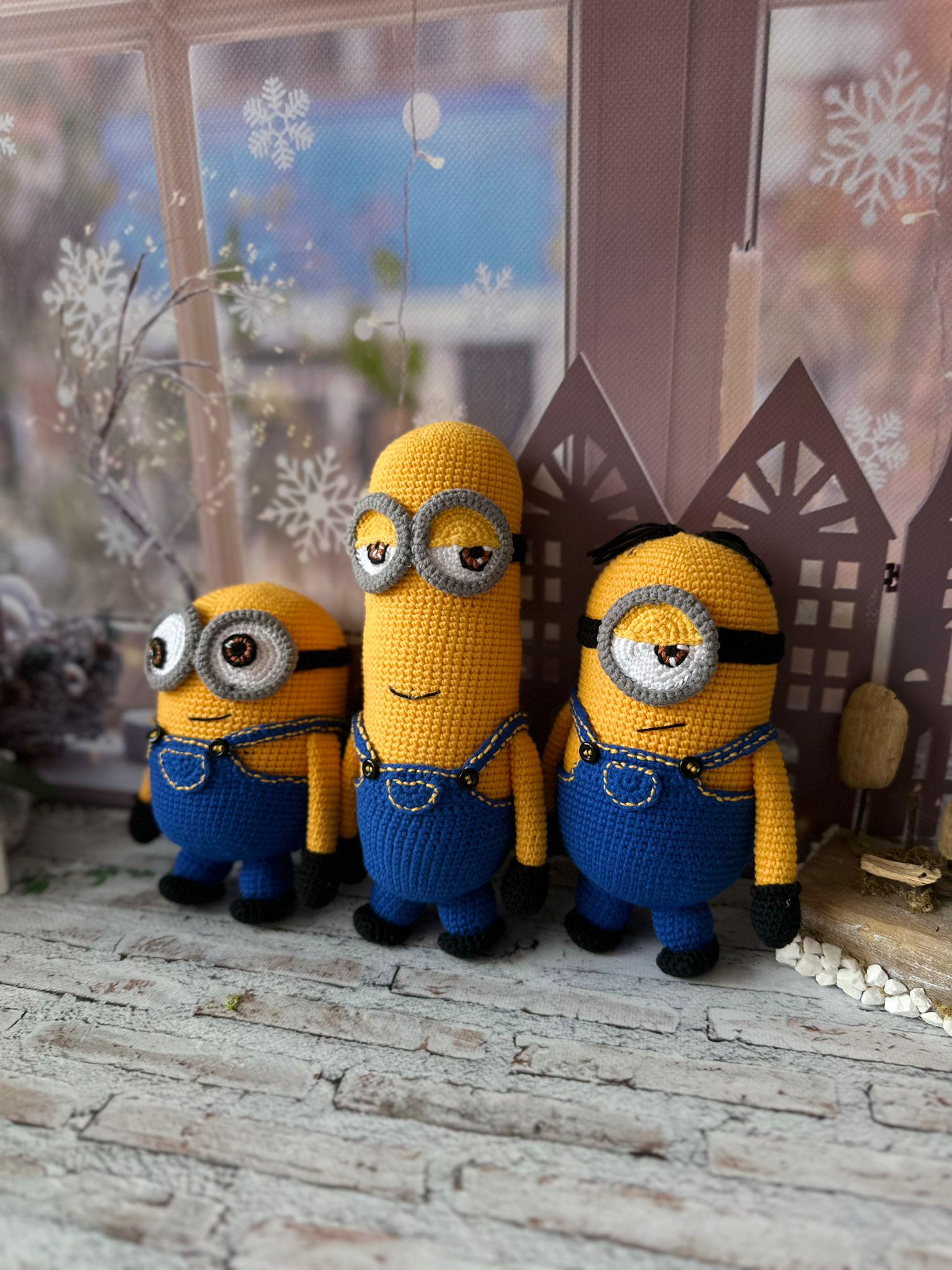 Knitted Minions, Amigurumi Minion Plush, Handmade Minion Toy, Custom ...