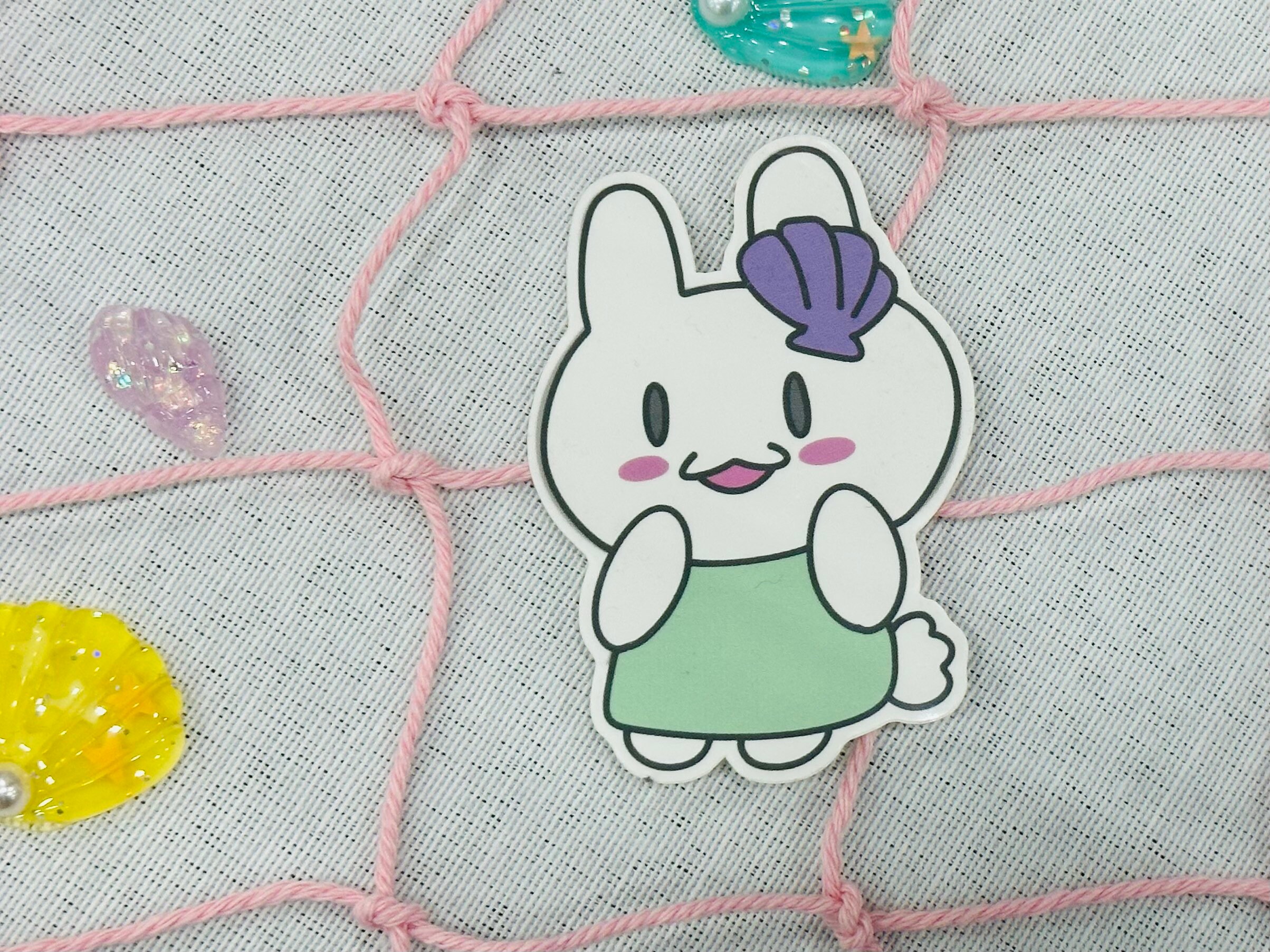 Seashell Bunny Vinyl Sticker - Rabbit Babies - Etsy