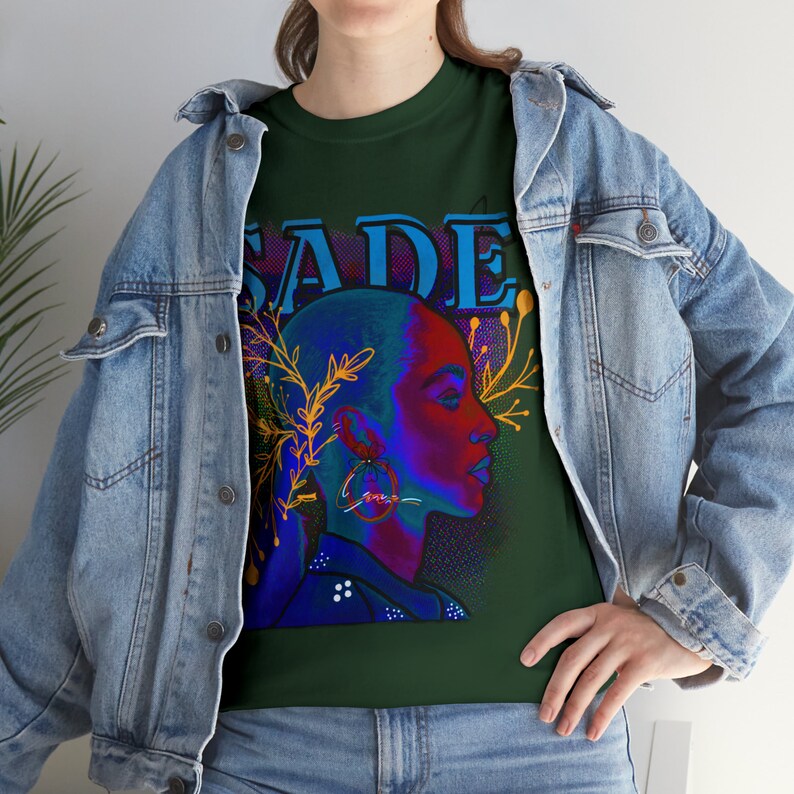 Sade Adu Music Icon T-shirt: Vintage Inspired Soul Singer Tee for Men ...