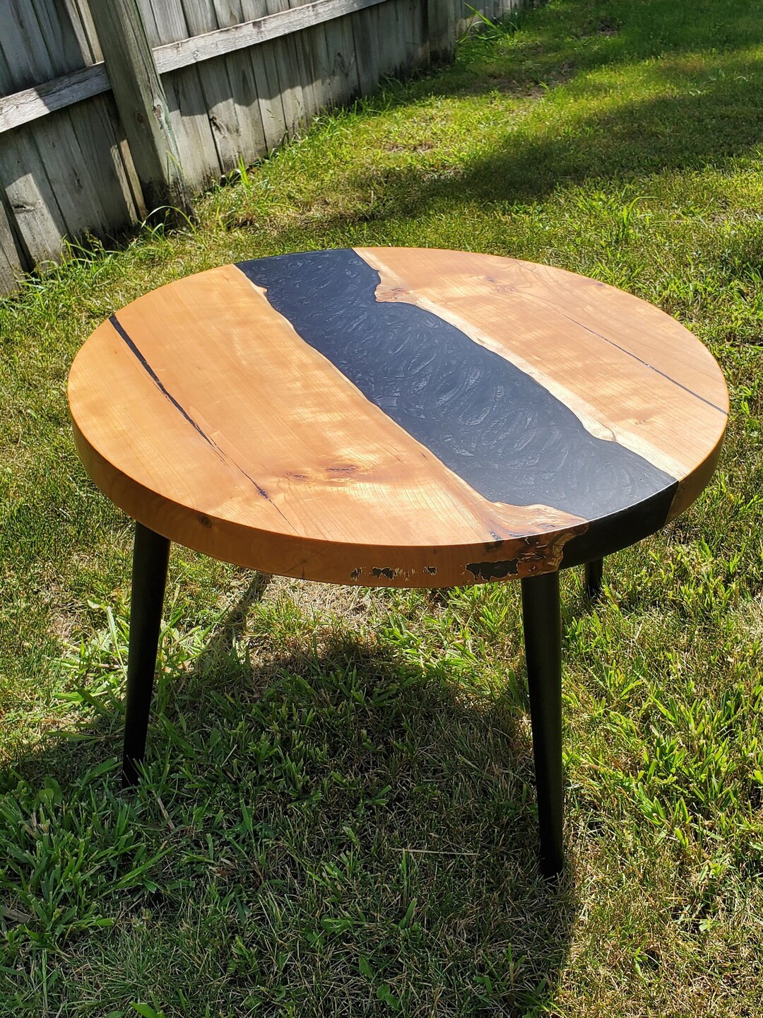 Round Coffee Table - Hard Maple & Black Epoxy Resin - Modern Home Decor ...