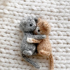 Mini Cat Knitting Pattern Tiny Pet Pattern. Nimble Mouse as a Gift ...