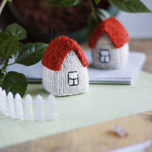 Small Knitted House. Knitting Home Decor Pattern. - Etsy