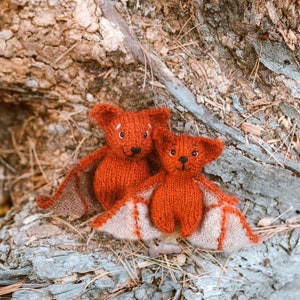 Betty Bat Knitting Pattern. Knitted Halloween Bat Step-by-step Tutorial ...