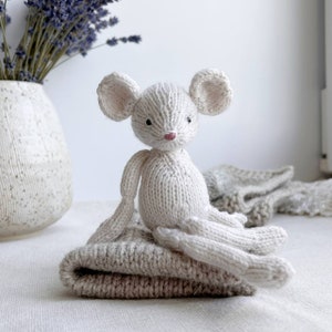 Pixie the Mouse Knitting Pattern. English and Russian PDF. - Etsy