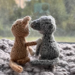 Mini Cat Knitting Pattern Tiny Pet Pattern. Nimble Mouse as a Gift ...