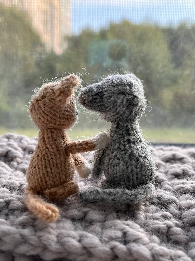 Mini Cat Knitting Pattern Tiny Pet Pattern. Nimble Mouse as a Gift ...