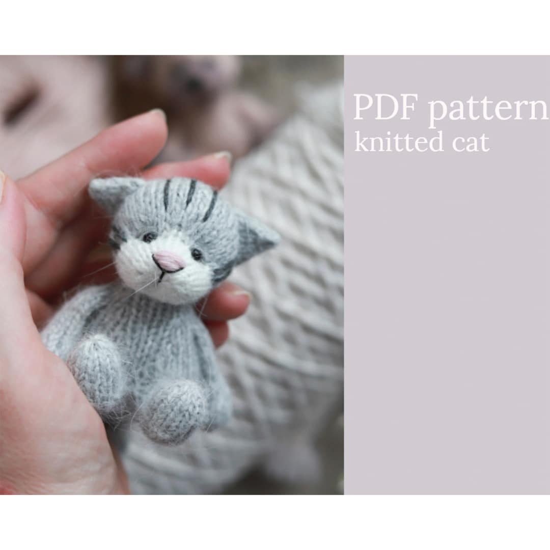 A Knitted Little Kitten. Knitting Pattern. - Etsy