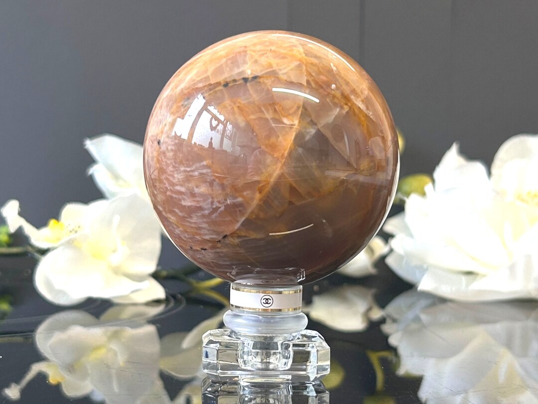 Sphère de pierre de lune, une belle boule de cristal pour la guérison ...