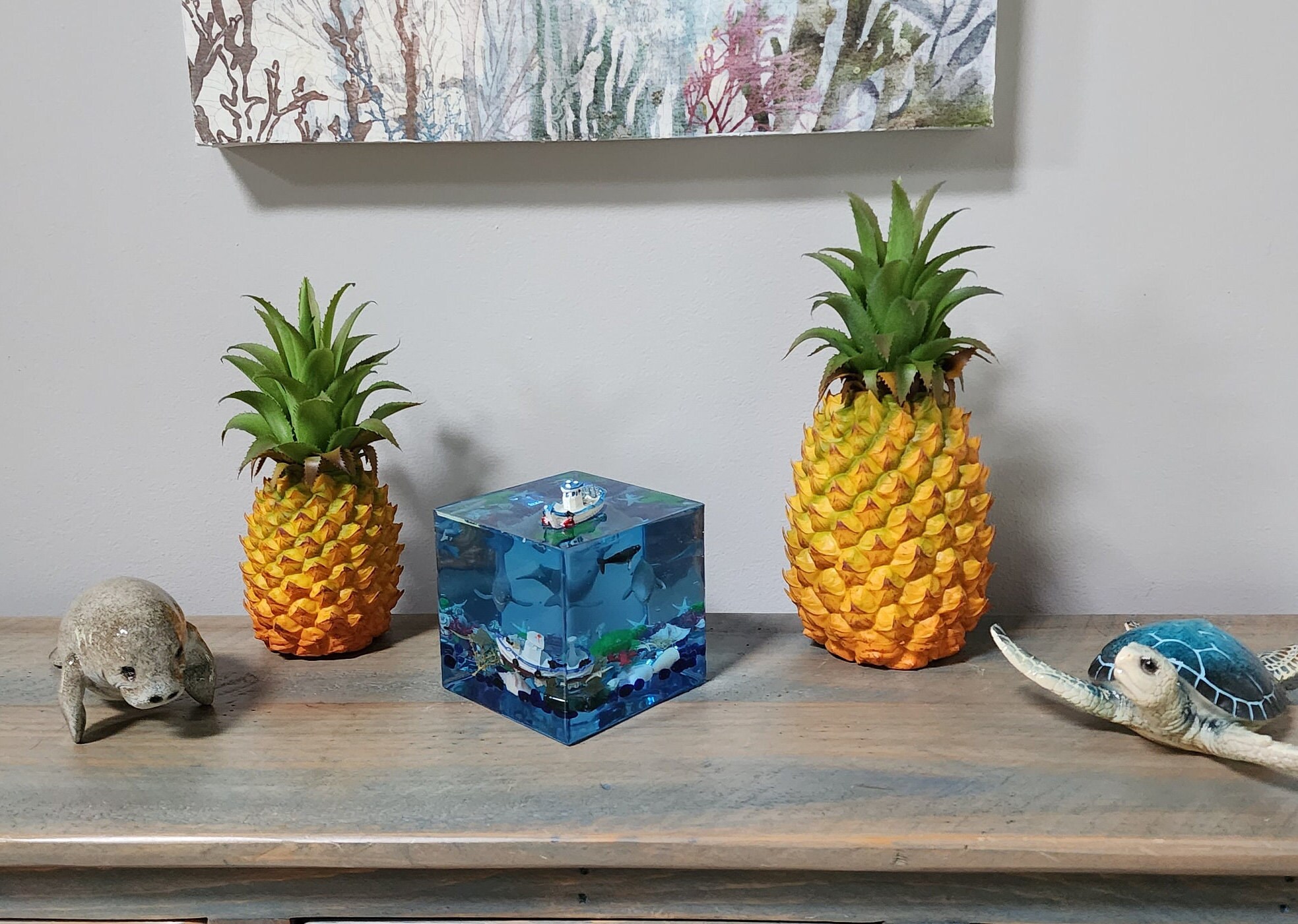 Ocean Resin Whale Cube With a Boat, Turtle, Lobster, 4 Whales, a ...