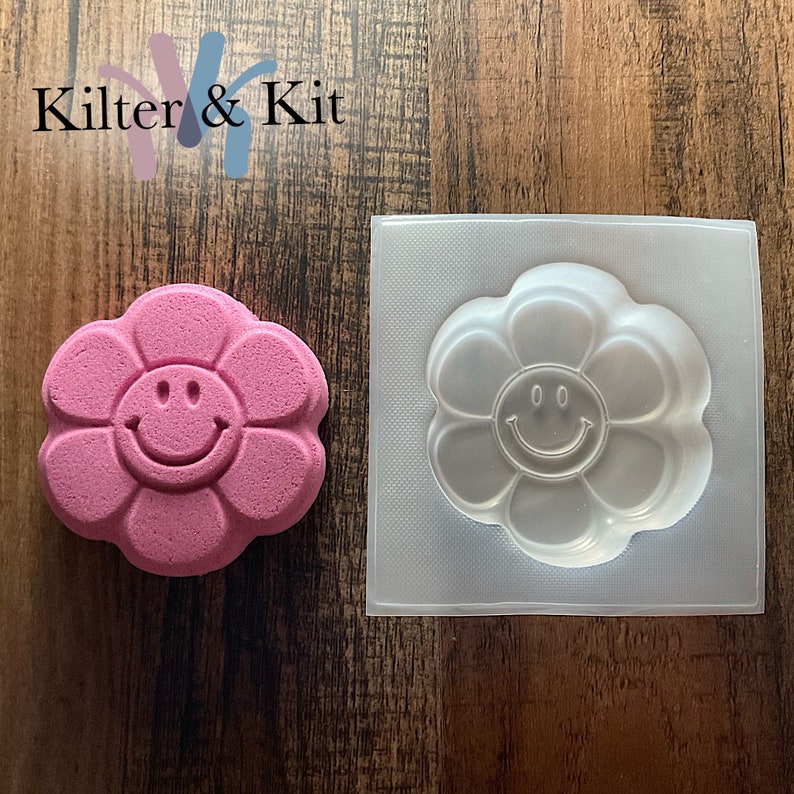 Smiley Face Flower Mold | Bath Bomb Mold | Plastic Mold | Soap Mold ...