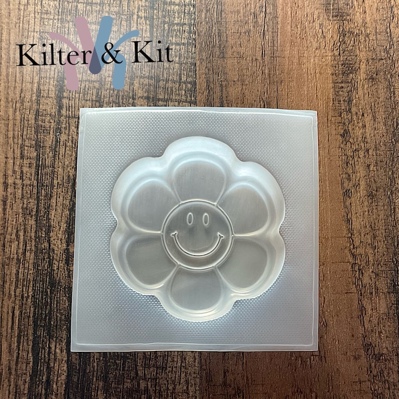 Smiley Face Flower Mold Bath Bomb Mold Plastic Mold Soap - Etsy