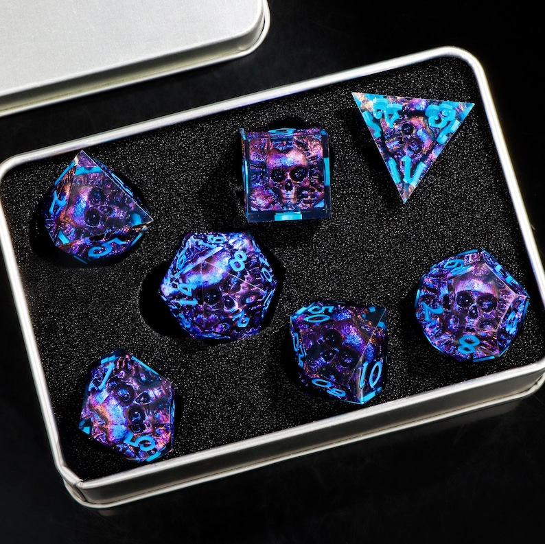 Dnd Resin Skull Dice Set, Gothic DND RPG Board Game Essentials - Etsy