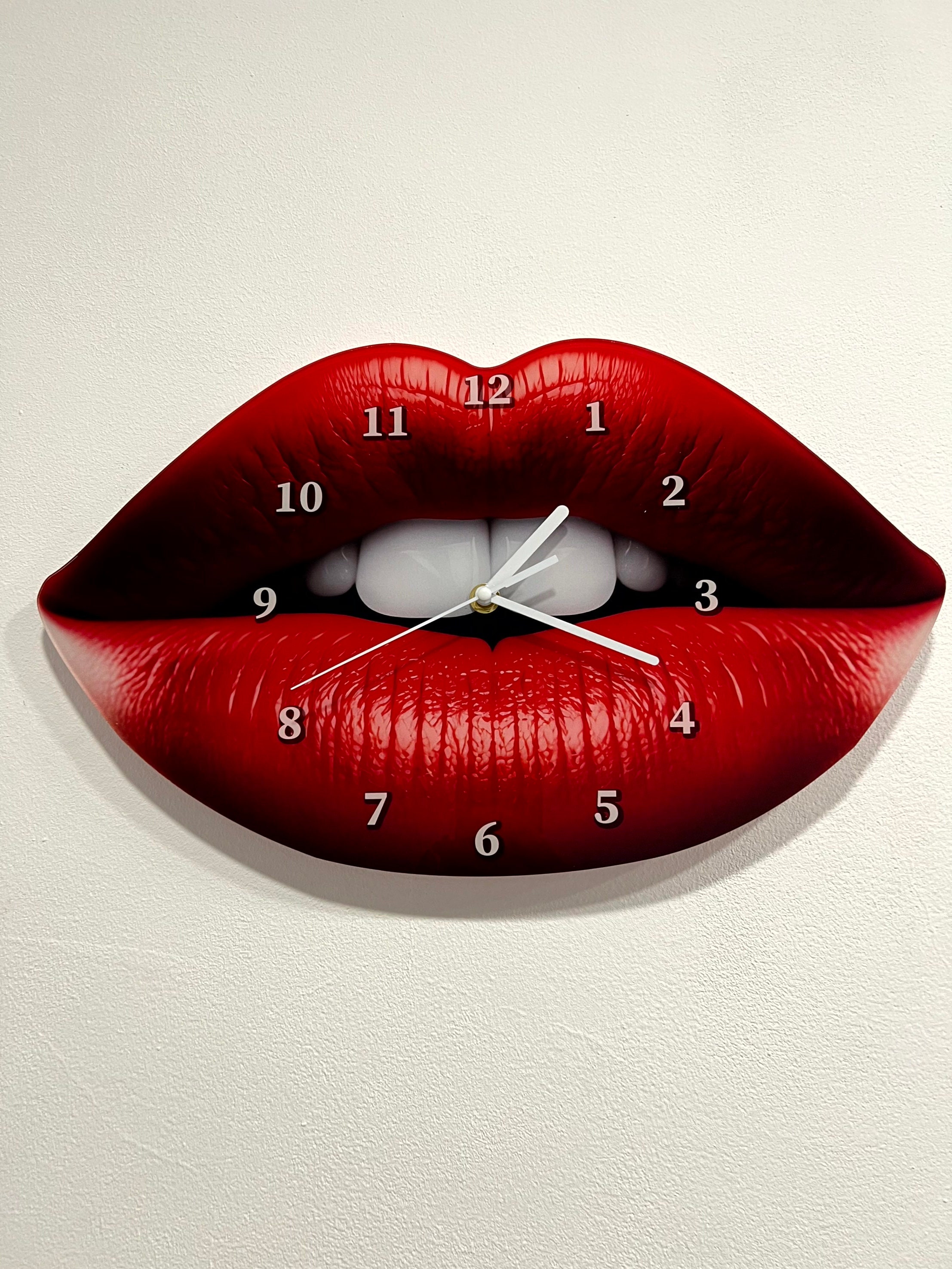 Aesthetic Pink Lips Wall Clock, Beauty Salon Decor, Unique Clock Design ...