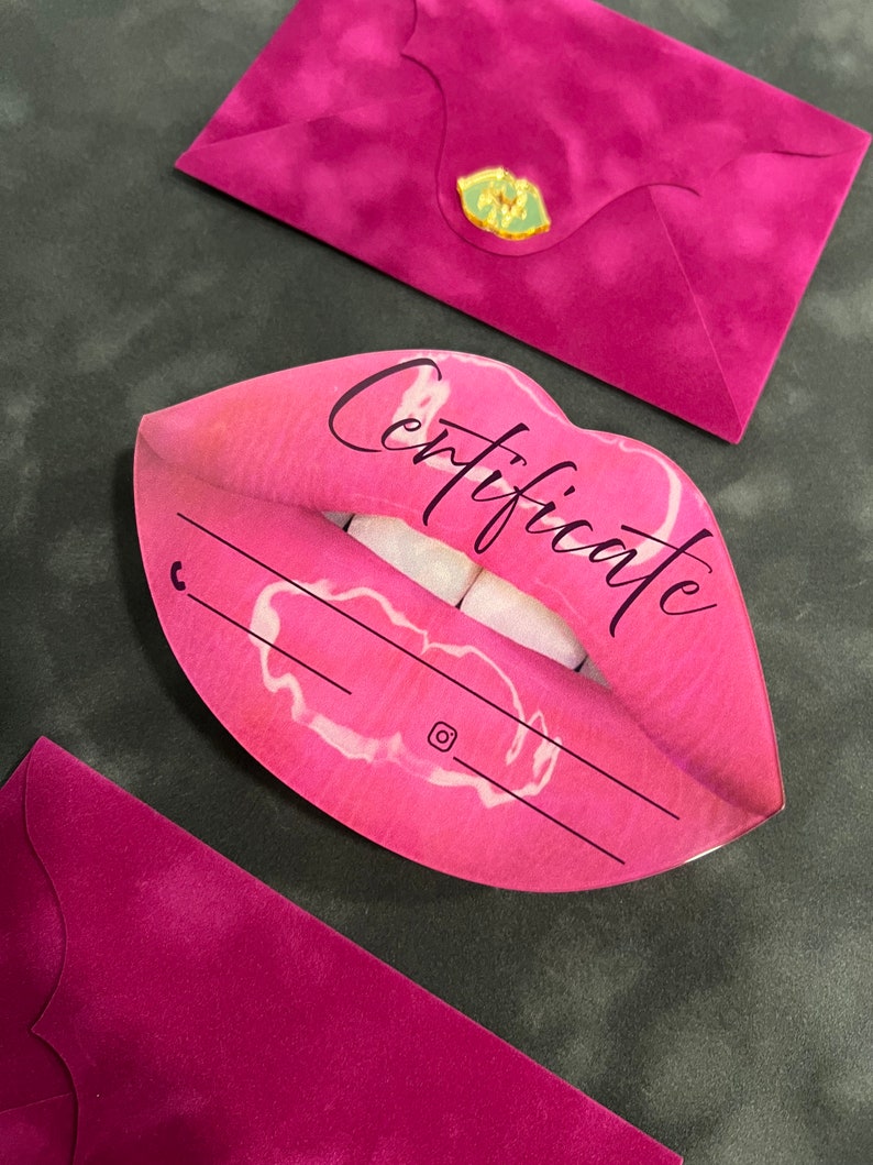 Glossy Lips Business Gift Certificate, Customizable Women Shop Gift ...