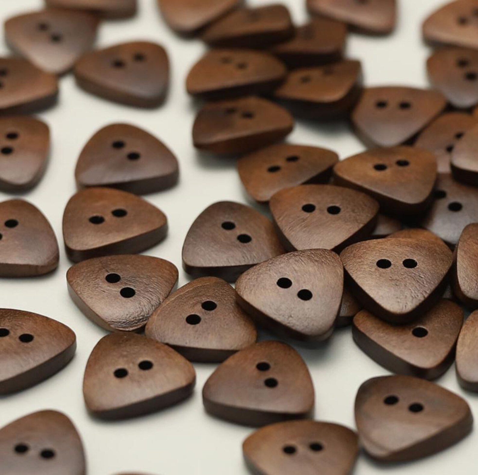 2-hole Triangular Wood Buttons Kids Women Natural Wood Buttons for DIY ...