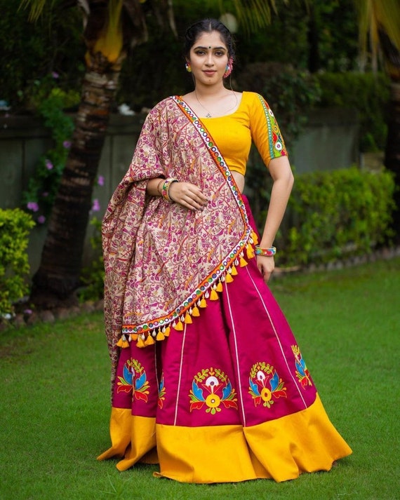Indian Traditional Clothing Indian Traditional Clothing