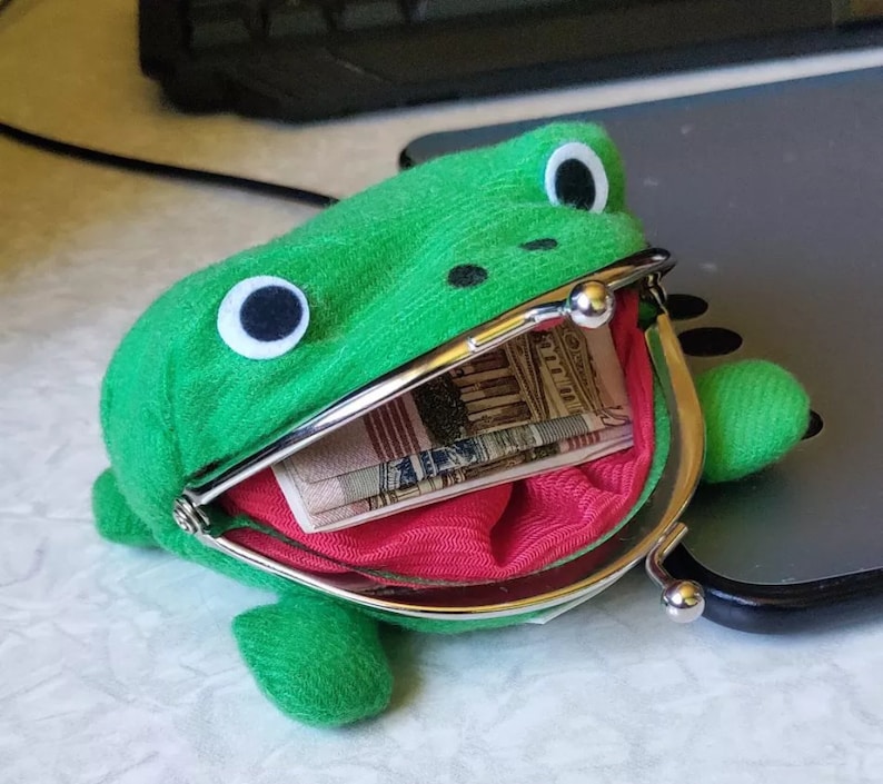 Frog Wallet Coin Purse Manga Flannel Wallet Cute Purse Coin Holder ...