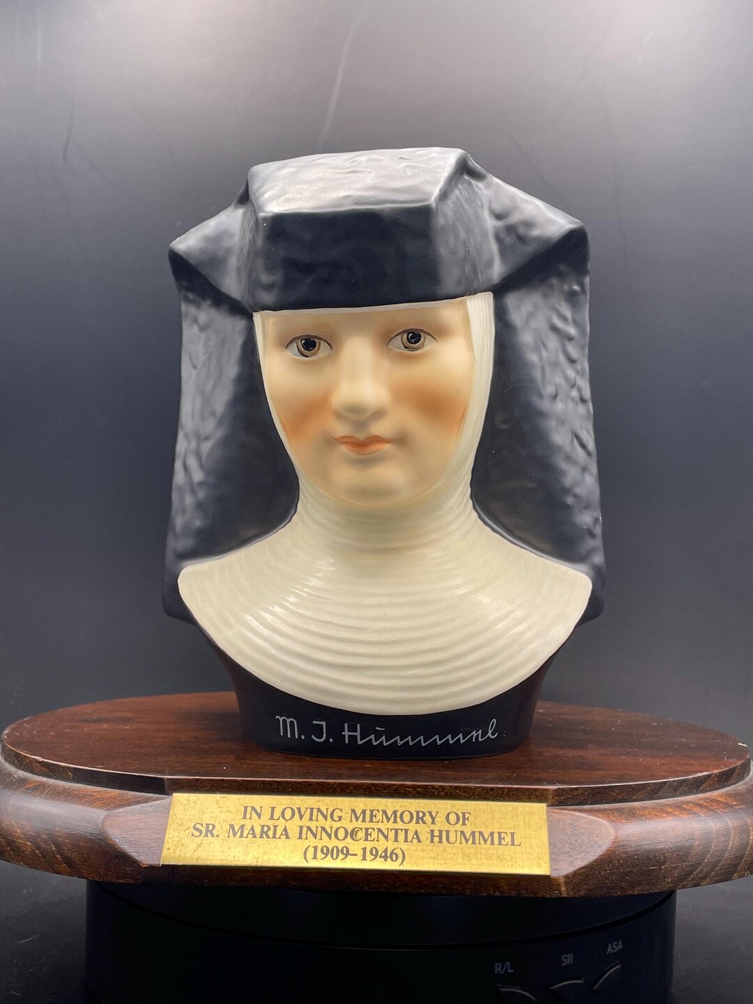 Hummel Sister Maria Hummel Bust Special Edition Number 3 With Display ...