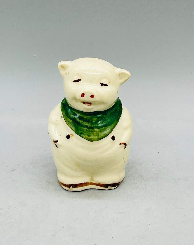 Shawnee Pottery Smiley Pig and Winnie Pig Shakers Sold Individually - Etsy Shawnee Pottery Smiley Pig and Winnie Pig Shakers Sold Individually - Etsy