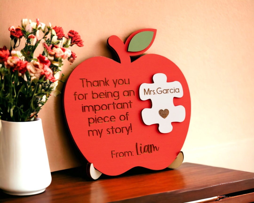 Apple Teacher Sign, Wood Teacher Sign, Graduation Gift, Custom Name ...