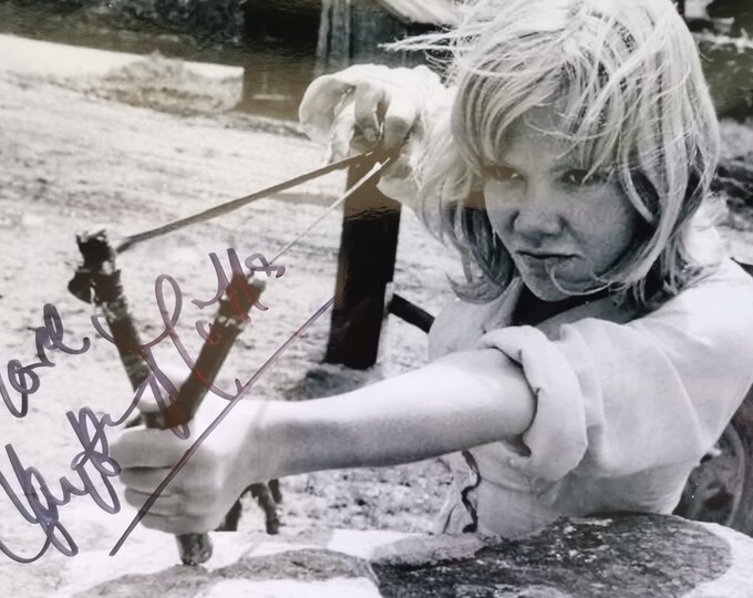 Hayley Mills, as Brydie White in Sky West and Crooked, Signed ...