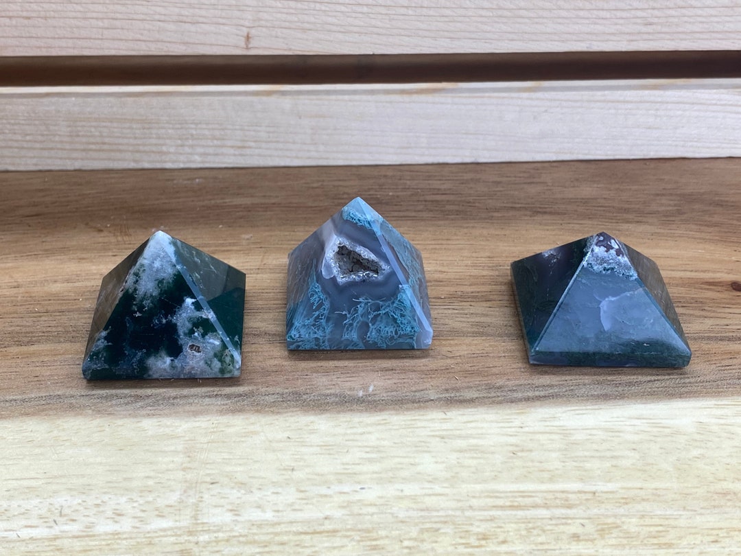 Moss Agate Pyramid - Etsy