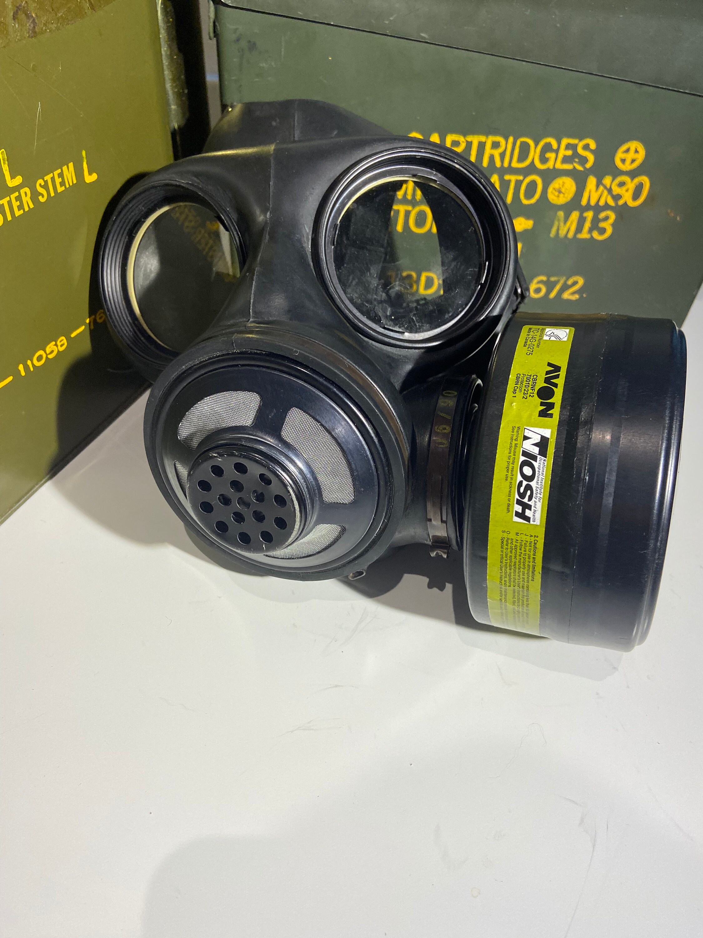 Canadian 40mm Bump Nose C3 Gas Mask Kit Excellent Condition - Etsy