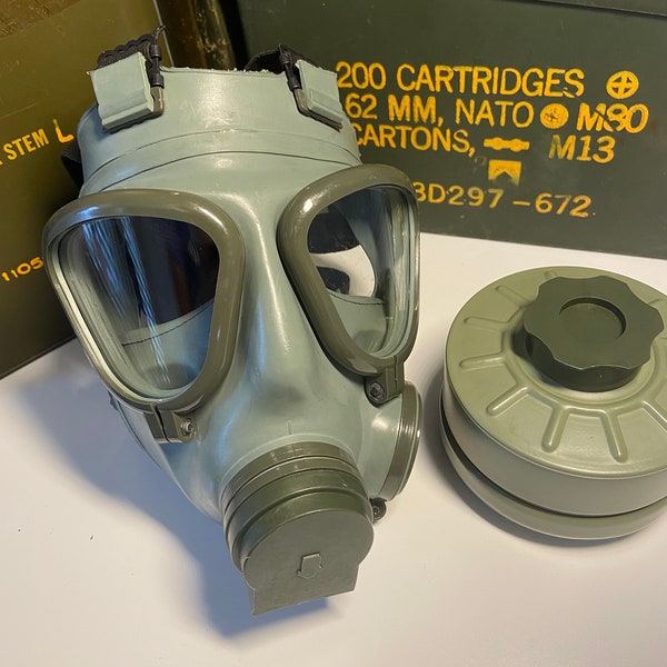 Yugoslavia Gas Mask - Etsy UK