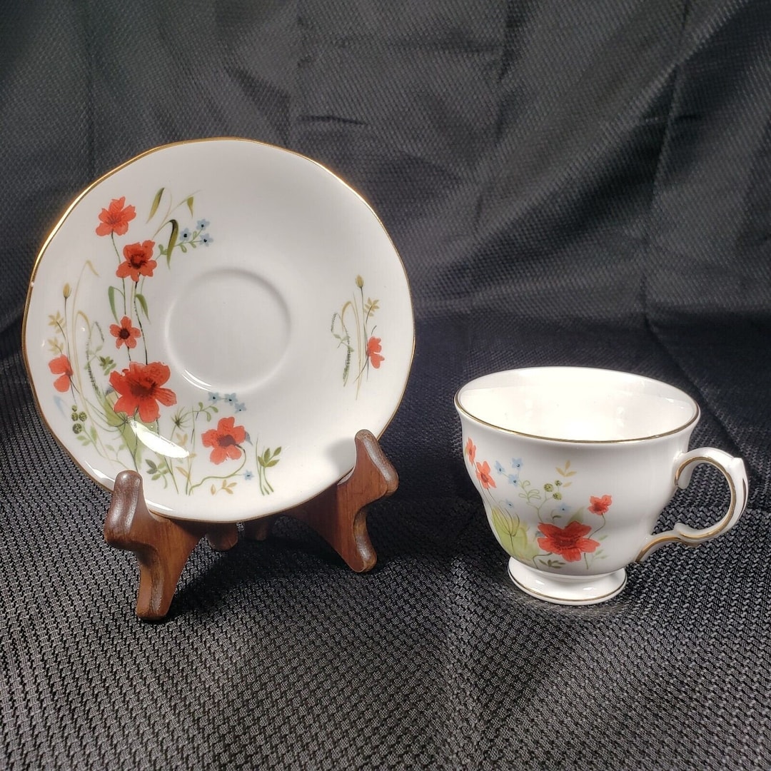 Vintage Colclough Bone China Teacup & Saucer No. 8657 Carmina Pattern ...