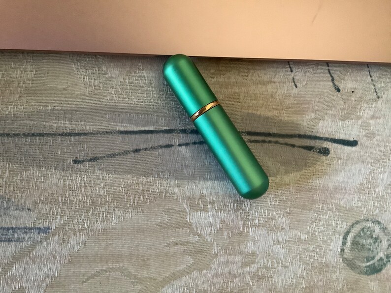 Empty Aluminum Metallic Green Inhaler - Etsy