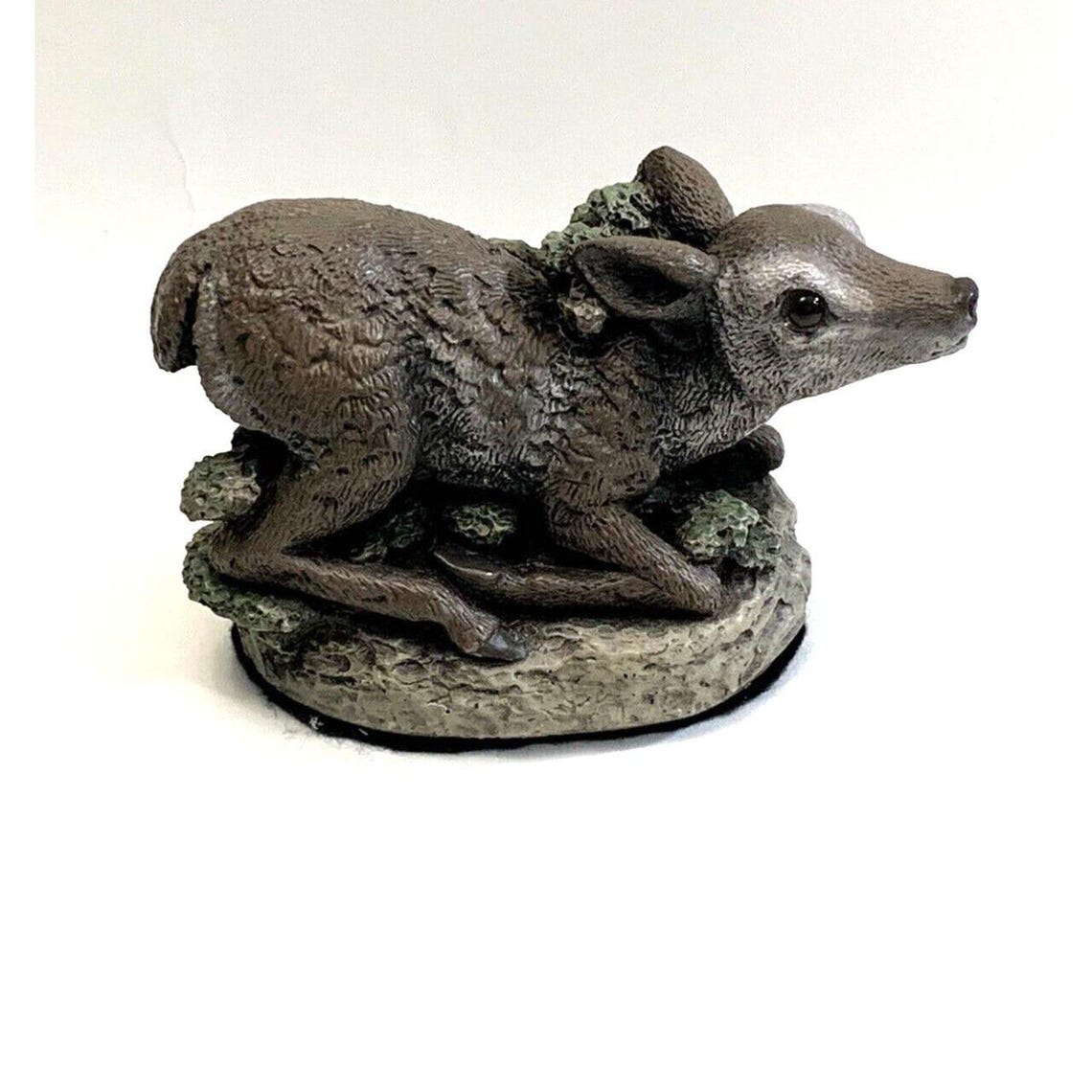 Cast Stone Fawn Baby Deer Laying Down Figure Realistic Eyes Studio 1995 ...