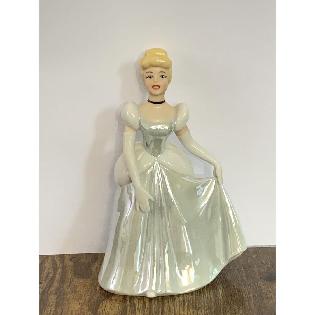 Vintage Disney Cinderella Princess Porcelain Figurine Sri Lanka 6 ...
