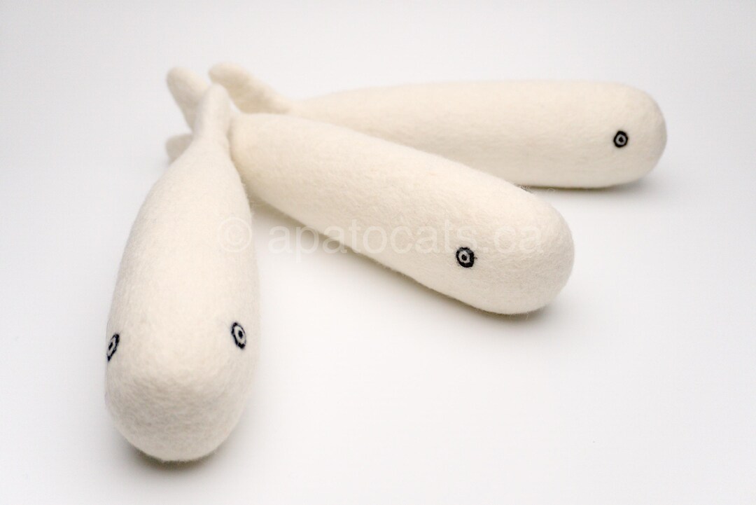 Tanky Beige White Fish - High Quality Natural Wool Felt Kicker Cat Toy ...