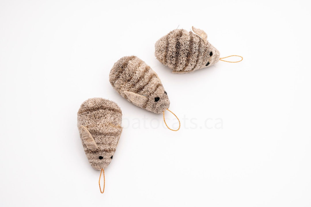 Long-eared Jerboa - High Quality Natural Deer Hair Fur Cat Toy - Teaser ...