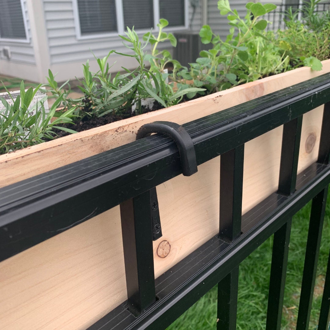 Cedar Railing Planter Box, 1.5" Matte Black Hooks, Balcony Planter ...