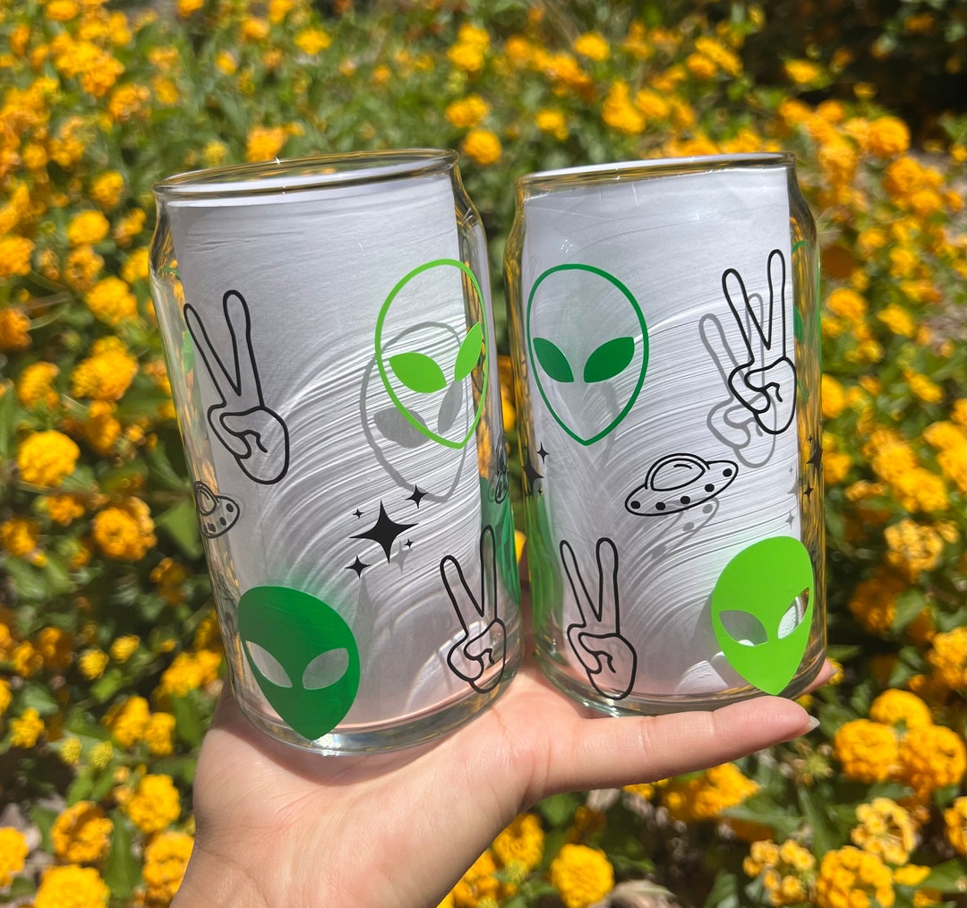 Alien Iced Coffee Cup | 16 Oz Iced Cold Cup | UFO | Retro Glass Cup ...