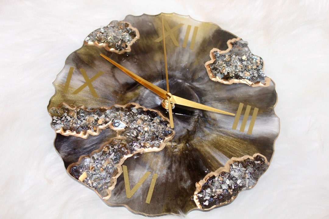 Handmade Resin Clock: Modern Home Decor With Natural Stones - Etsy