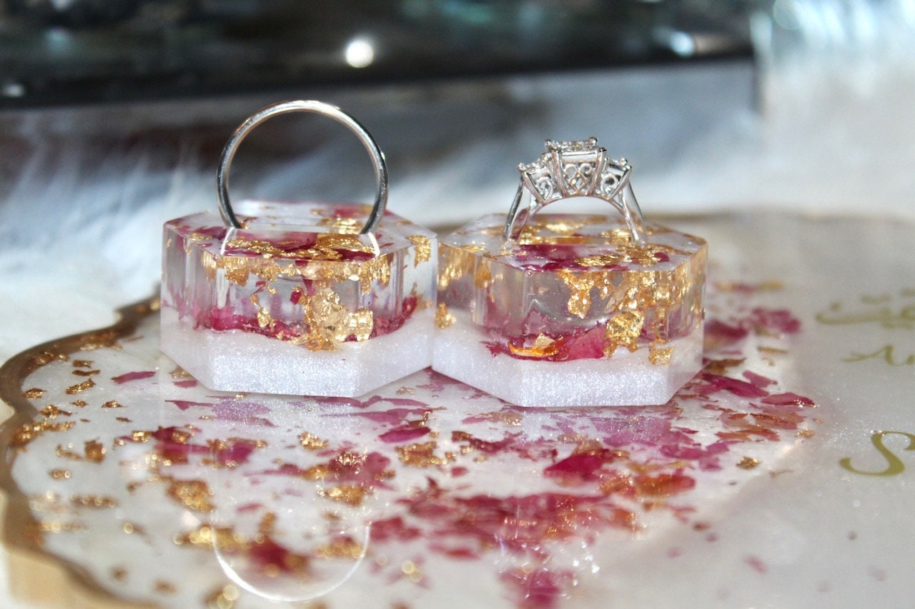Handmade Personalized Wedding Resin Tray W/ Rose Petals & Ring - Etsy