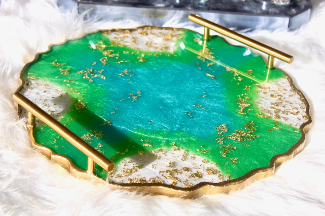 Handmade Green Round Resin Tray With Handles and Coasters Geode Tray ...
