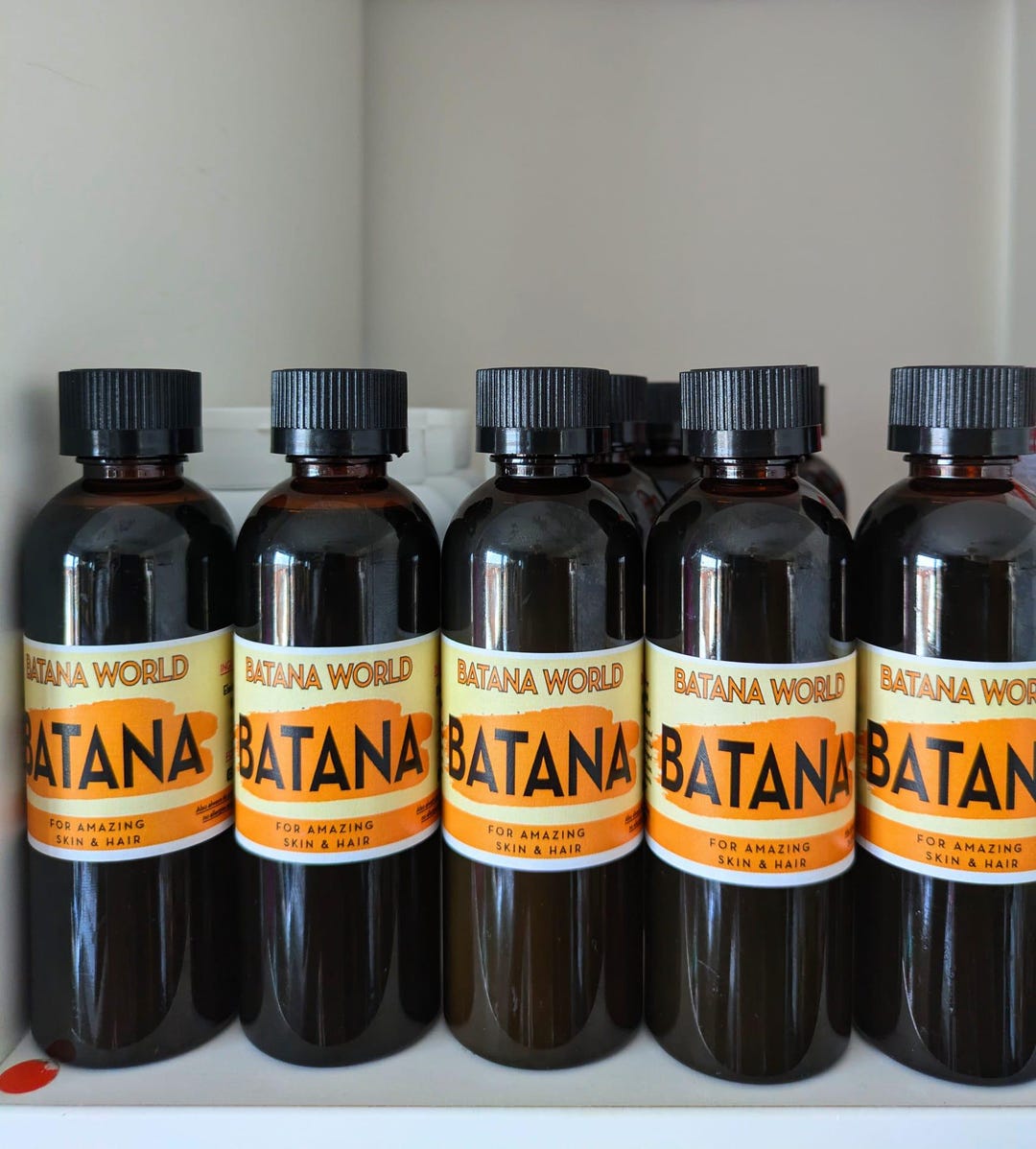 Giga SALE DISCOUNT!! BATANA World (choose From the Options) Oil ...