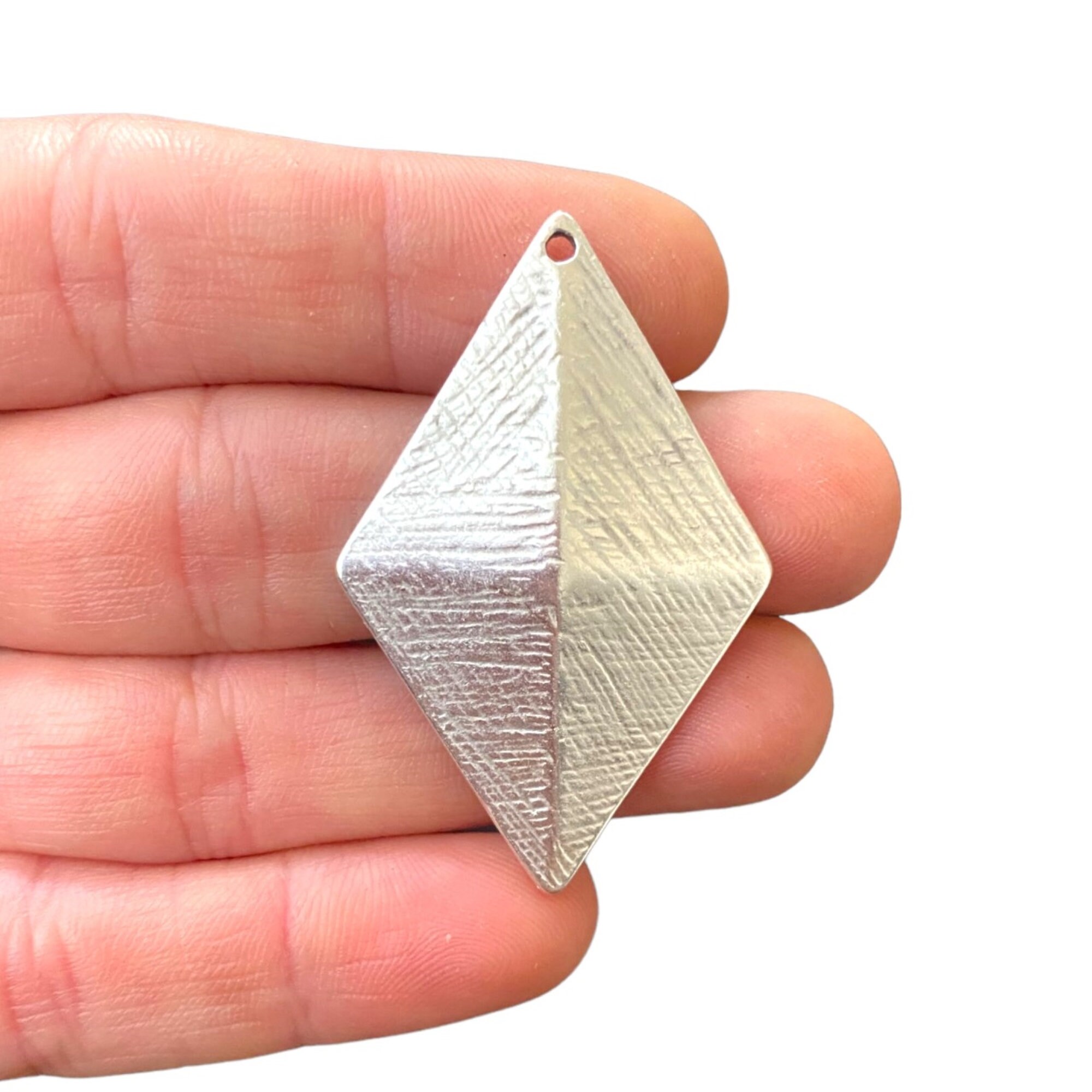 1 Silver Pyramid Charm Antique Silver Plated Diamond Shape Charm ...