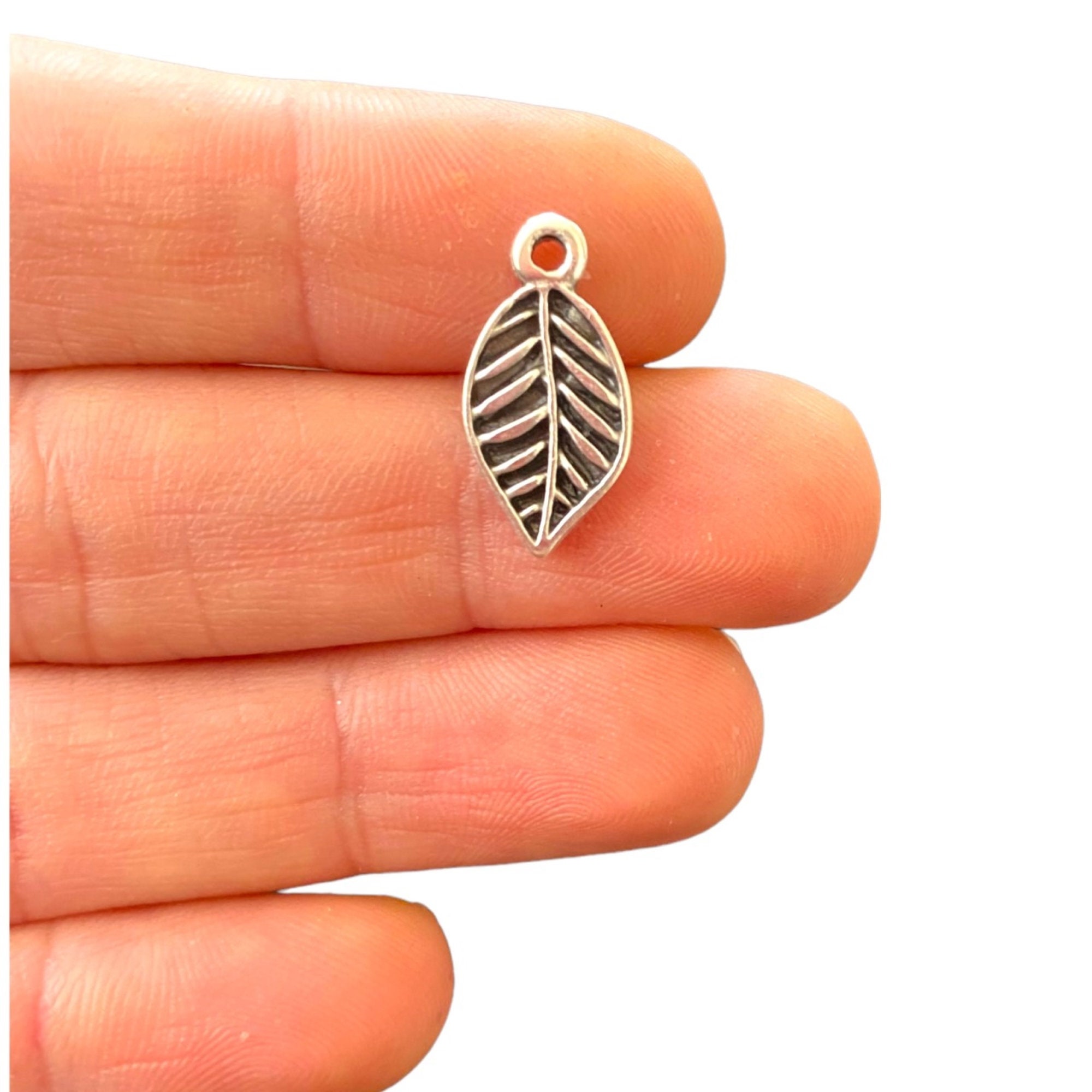 5 Silver Leaf Charms Antique Silver Plated Leaf Pendant Minimalist Leaf Charm Jewellery Making ...