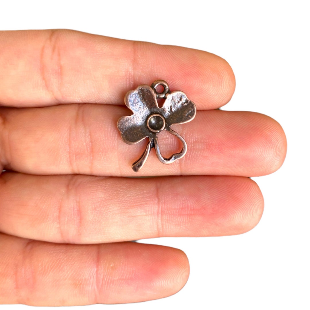 2 Copper Clover Charm - Antique Copper Plated Clover Pendant - Flower ...