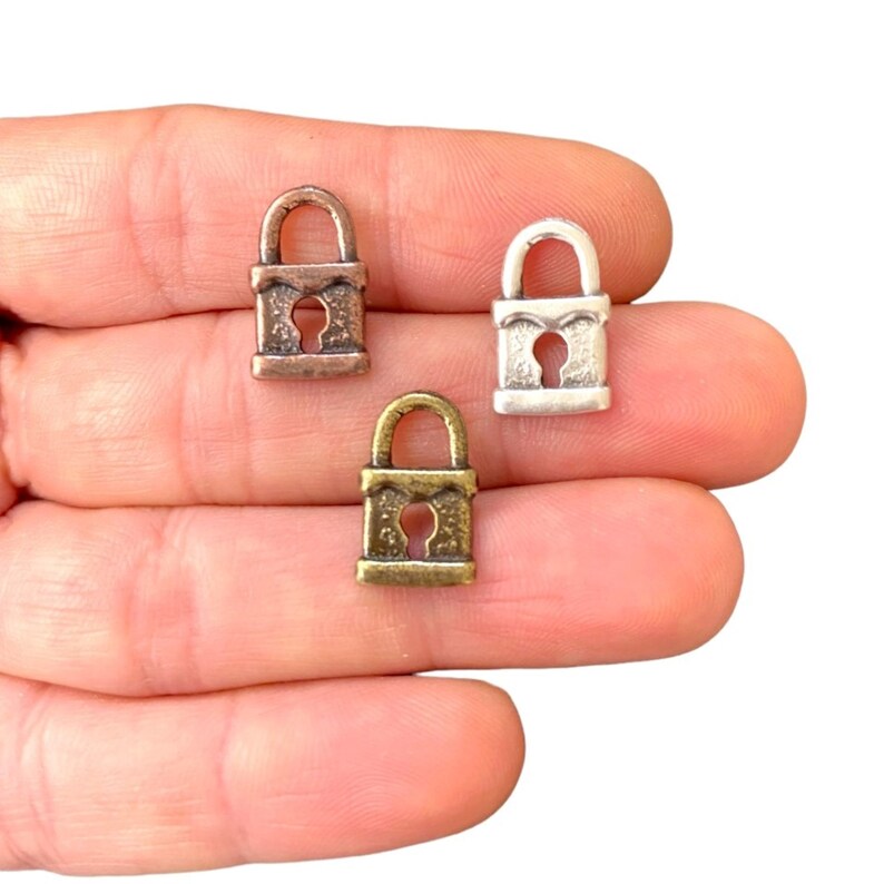 10 Minimalist Key Lock Charm Antique Silver Plated Key Lock Pendant ...